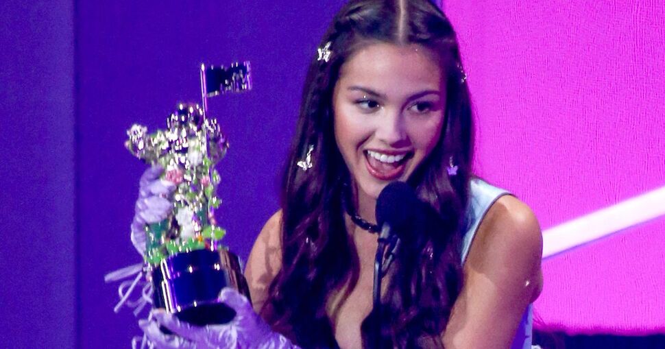 7 Fun Facts About Singer and Actress Olivia Rodrigo - HypeFresh Inc