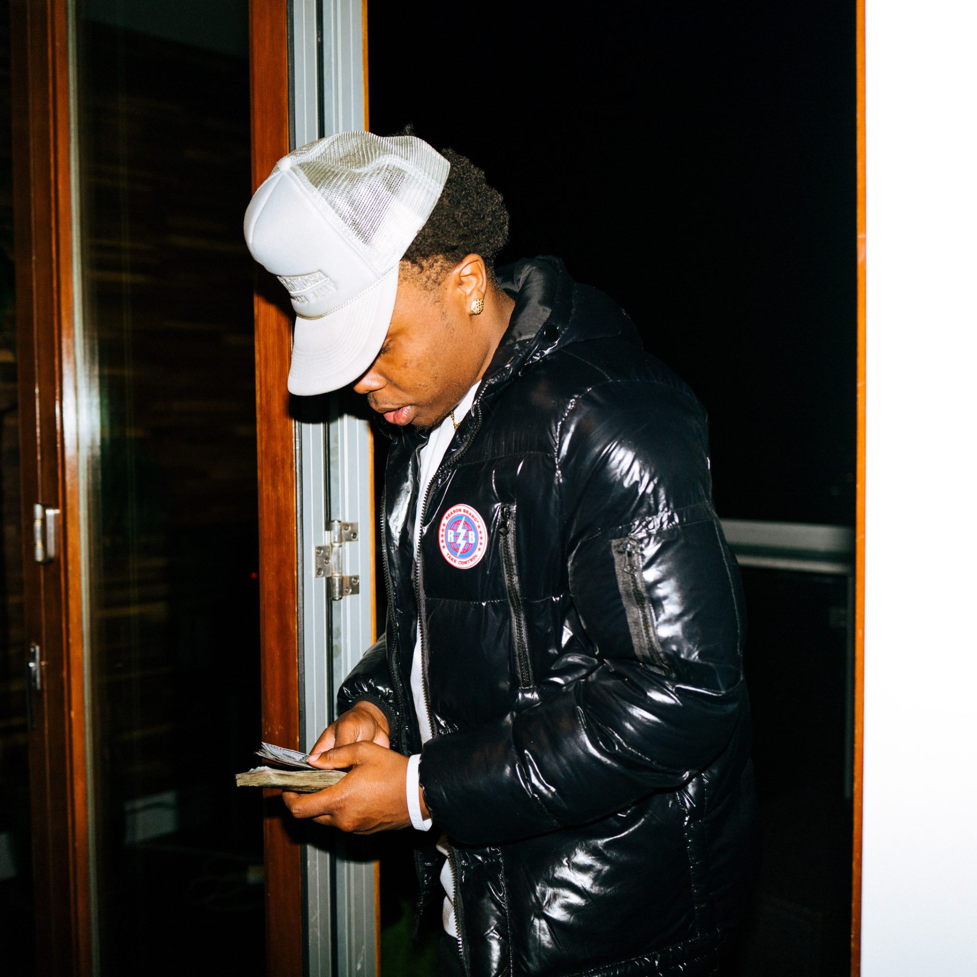Wavez & Derek King Drop New Hit "Can't Let Go" - HypeFresh Inc